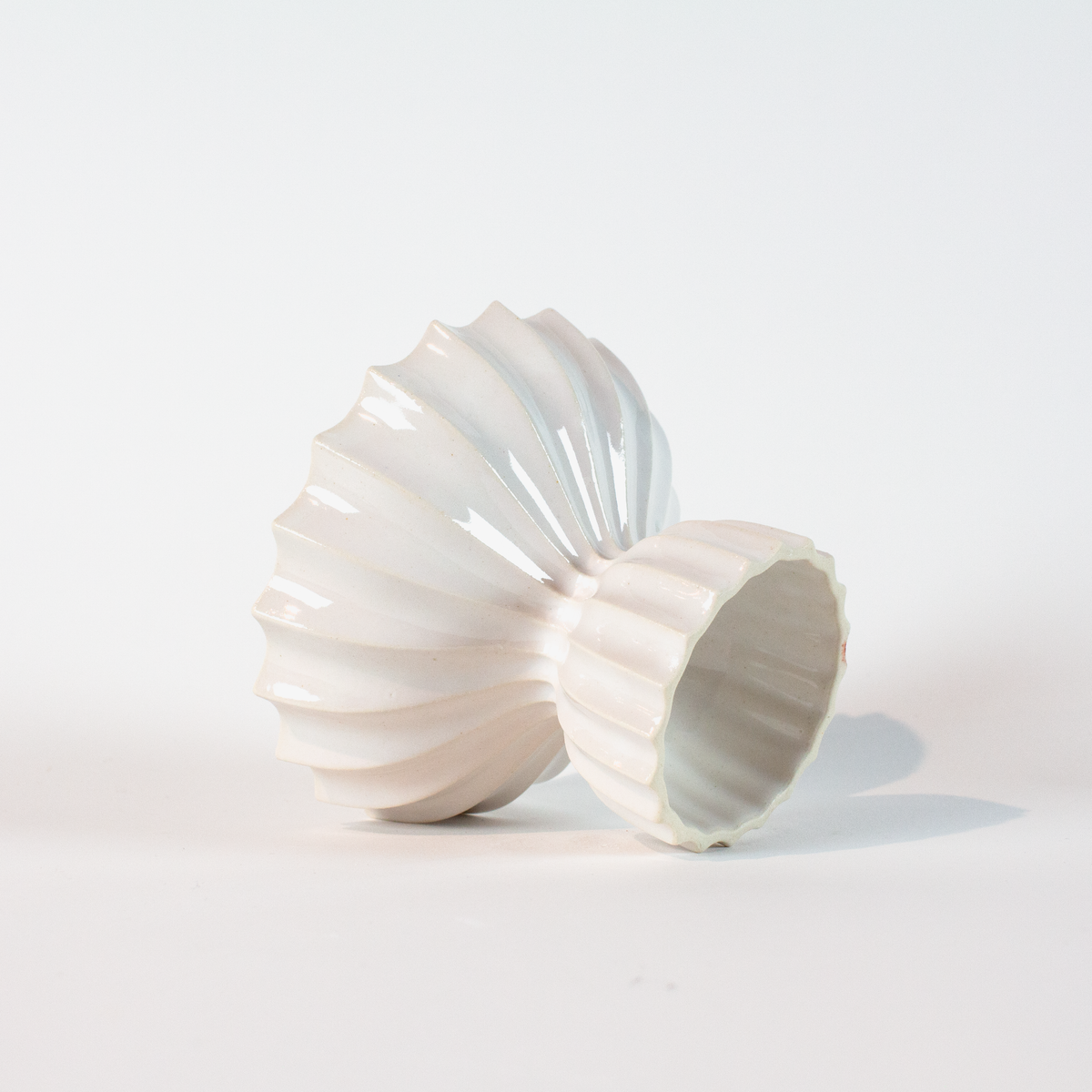 Fluted Compote Bowl – Hedy Yang Ceramics
